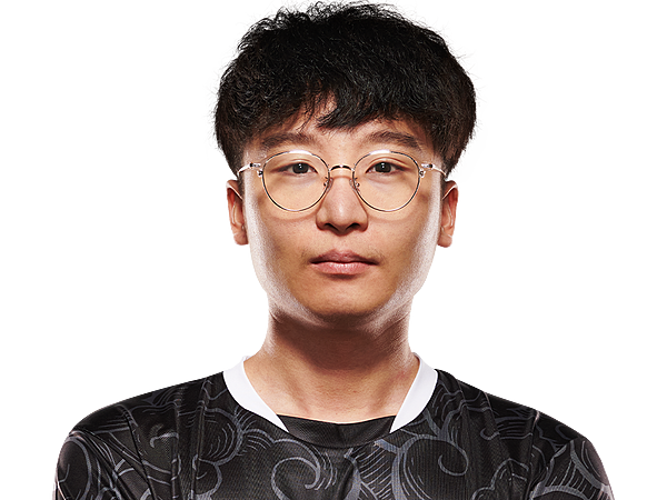 Pilot, LoL - player biography, awards, matches, statistics — Escorenews