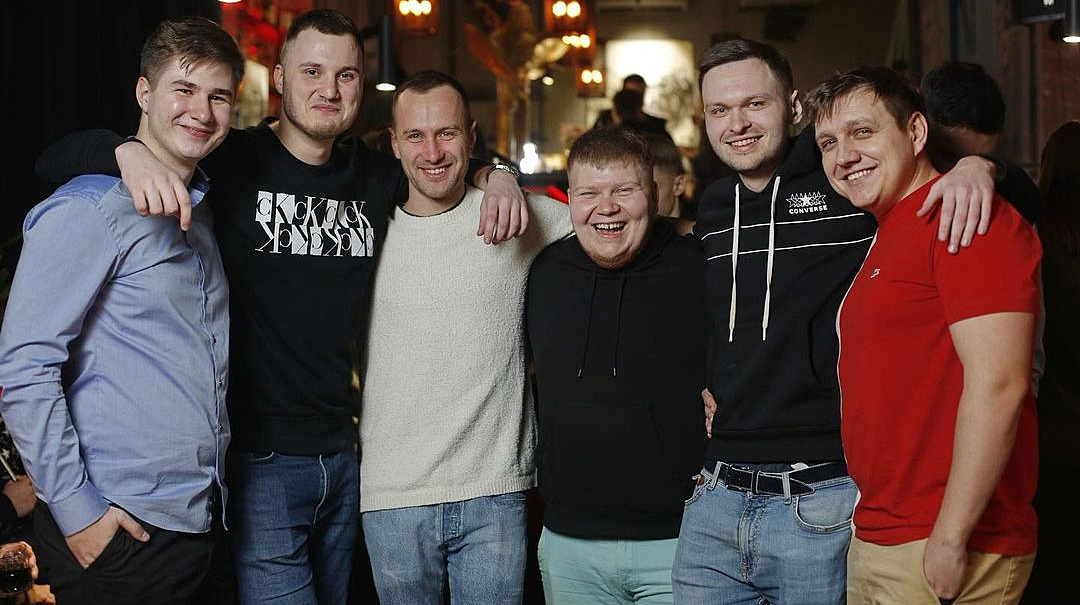 V1lat: «У нас разные взгляды на работу со Storm. Возможно, разошлись ...