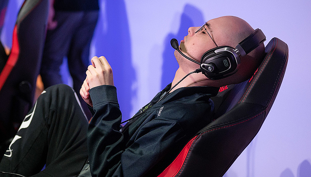 Yuragi: «В OG не было подхода, чтобы изучать пул героев каждого игрока ...