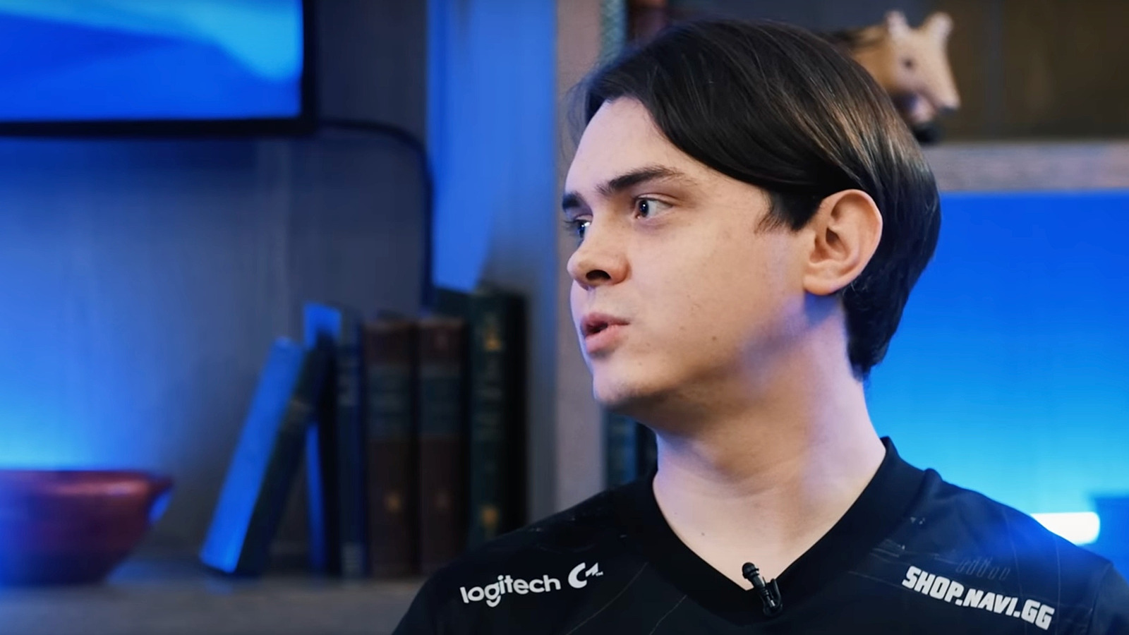 Electronic посетил компьютерный клуб Hobbit — Cloud9 выложила фото — Escorenews