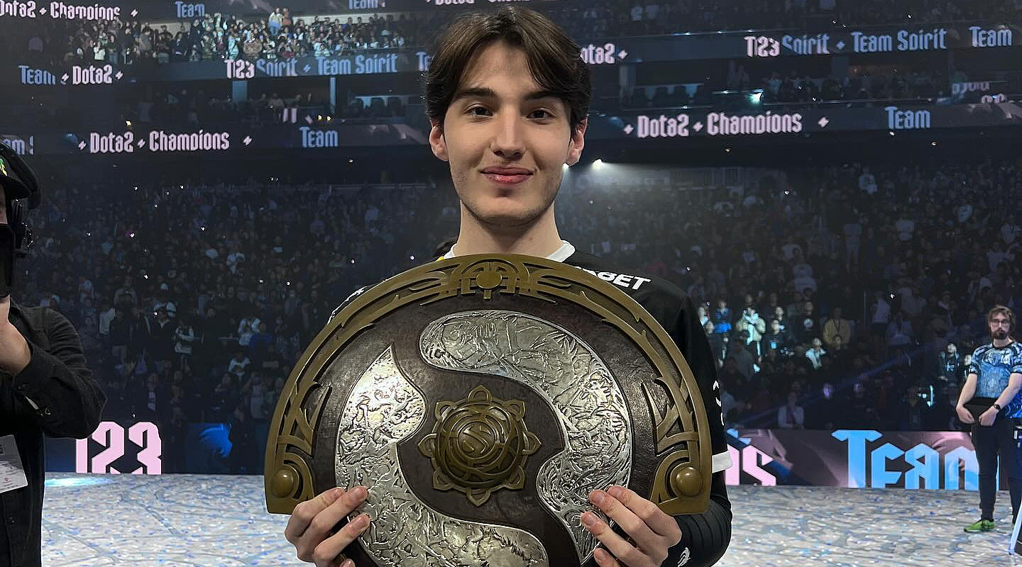 Collapse попросил Valve понёрфить Magnus и Spirit Breaker в обмен на ...