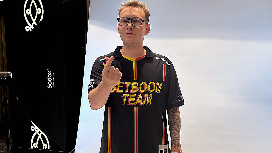 Gpk~: "Many people said that mid meta was more skill-dependent in the ...