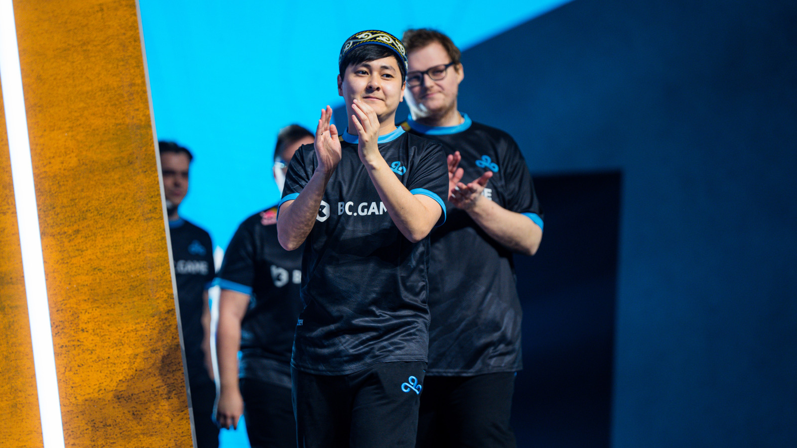 Perfecto and Hobbit officially benched in Cloud9 by mutual decision — Escorenews
