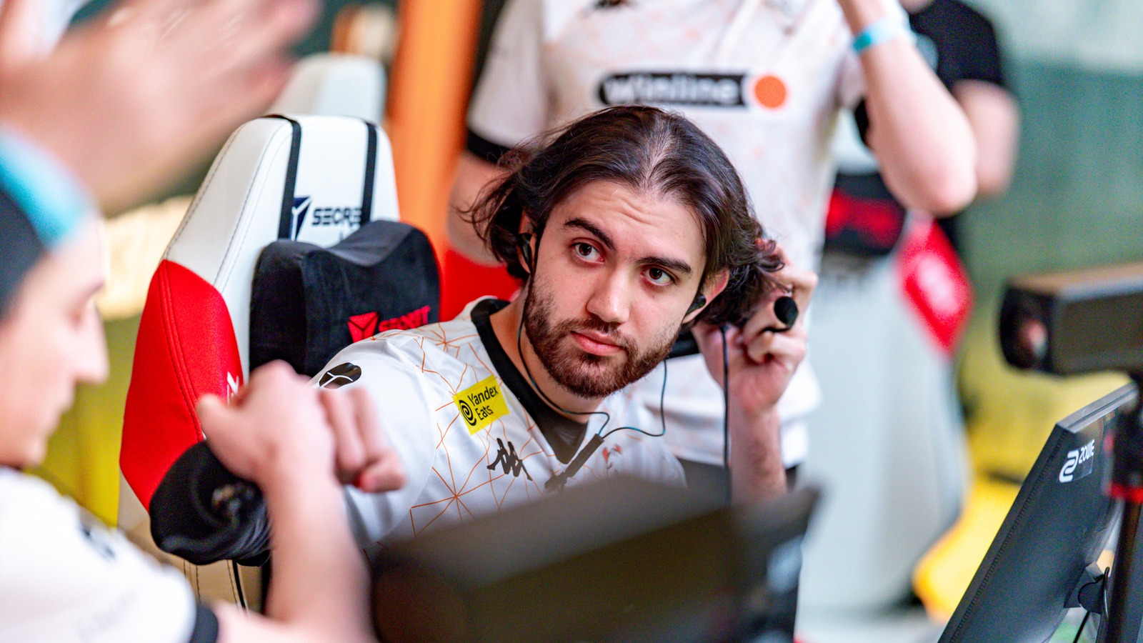 Jame: "Before electronic, my AWPing was secondary to calling. Now, we ...