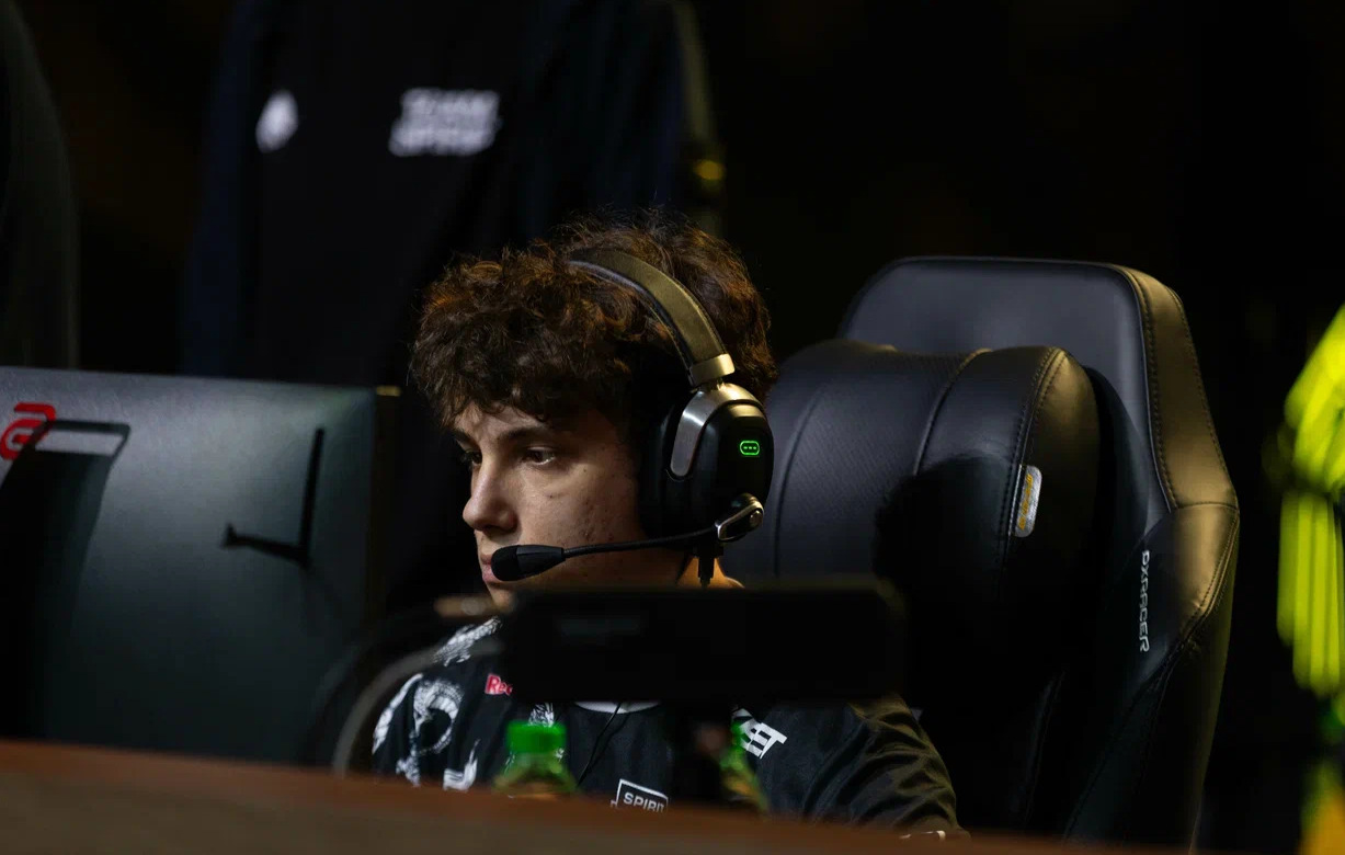 Larl объяснил, почему Morphling пикают на «четвёрку» — Escorenews