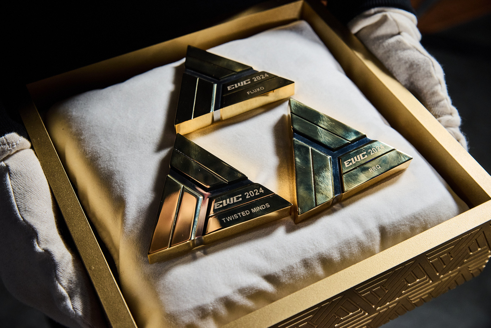 Who is ahead in Club Championship at Esports World Cup 2024? EWC cross ...