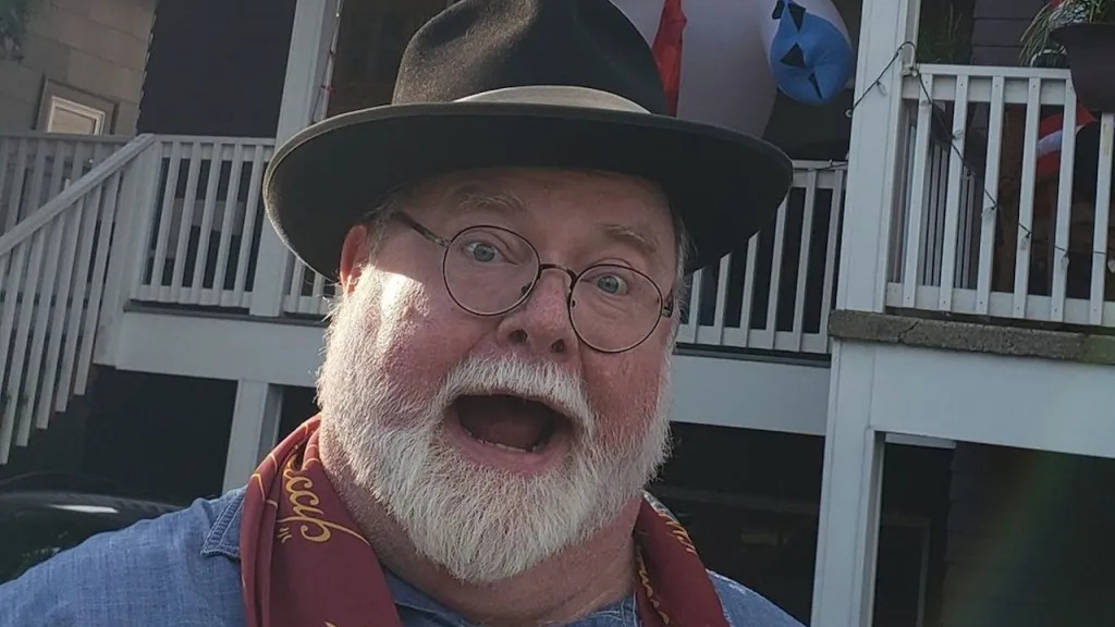 Sam Mowry, the voice of Shopkeeper, Anti-Mage, Warlock and others ...