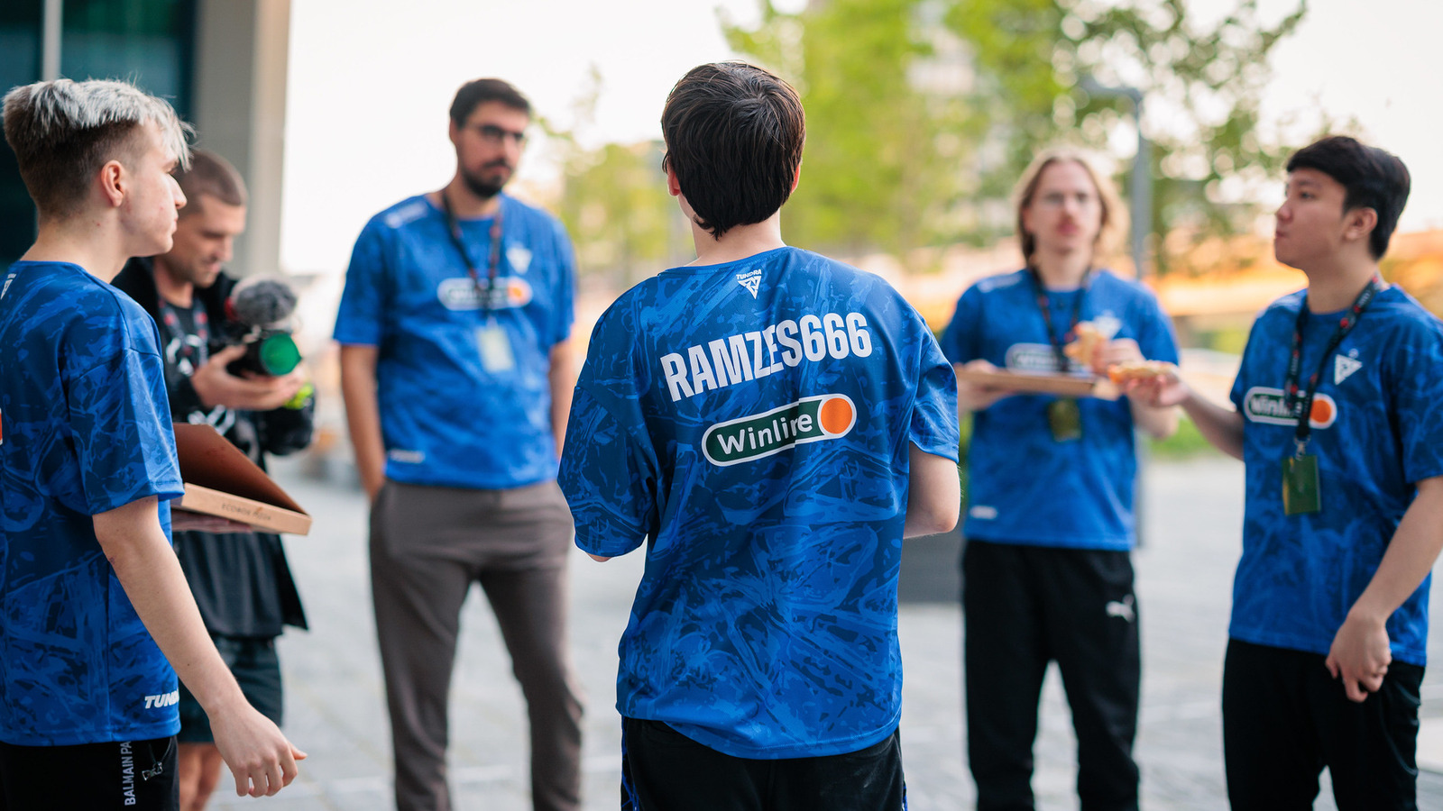 Съём квартиры для Gtfobae и проигрыш 100 тысяч долларов в покере. RAMZES рассказал об ...