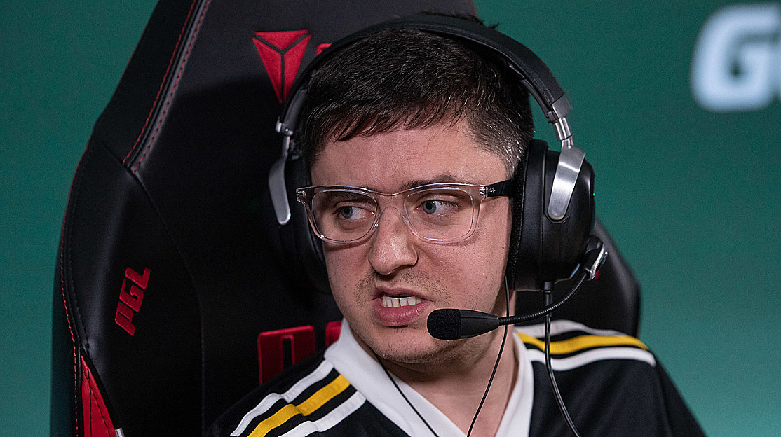 Большое интервью с пенсионером apEX. Как любить CS в 31 год, тяжело ли ...