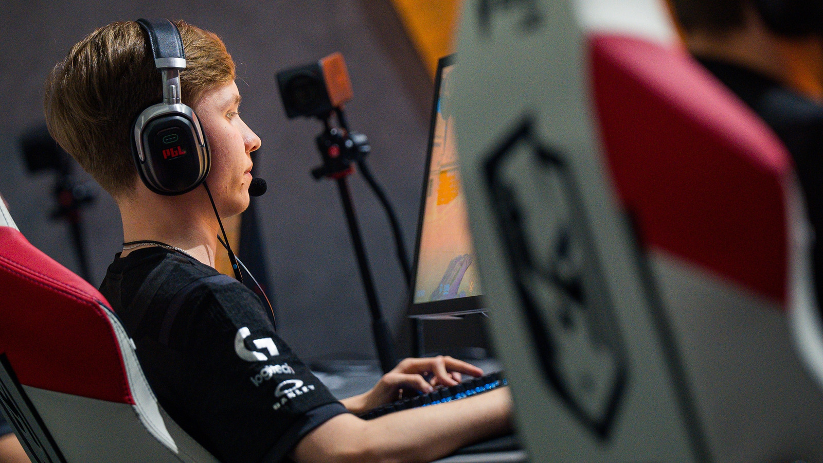 M0NESY и B1T вошли в команду мечты игрока PARIVISION — Escorenews