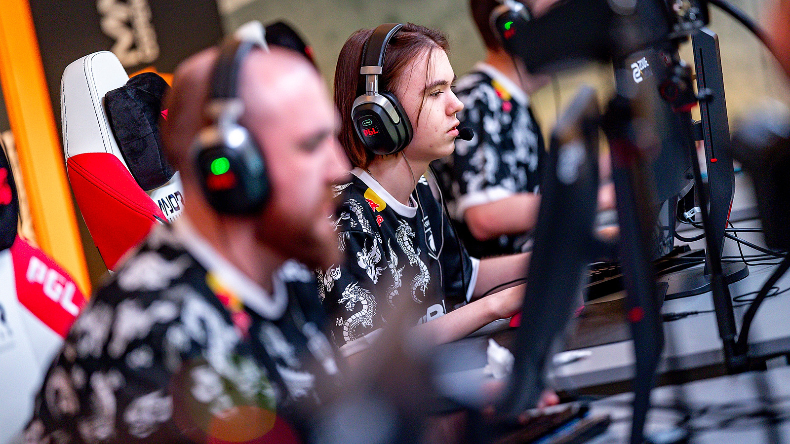 Team Spirit хочет граффити в честь клатч-эйса donk на мейджоре — уже ...