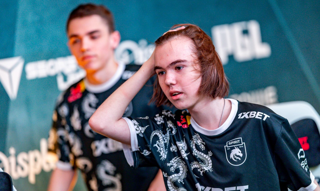 Donk установил рекорд по количеству побед в номинациях HLTV Award Show ...