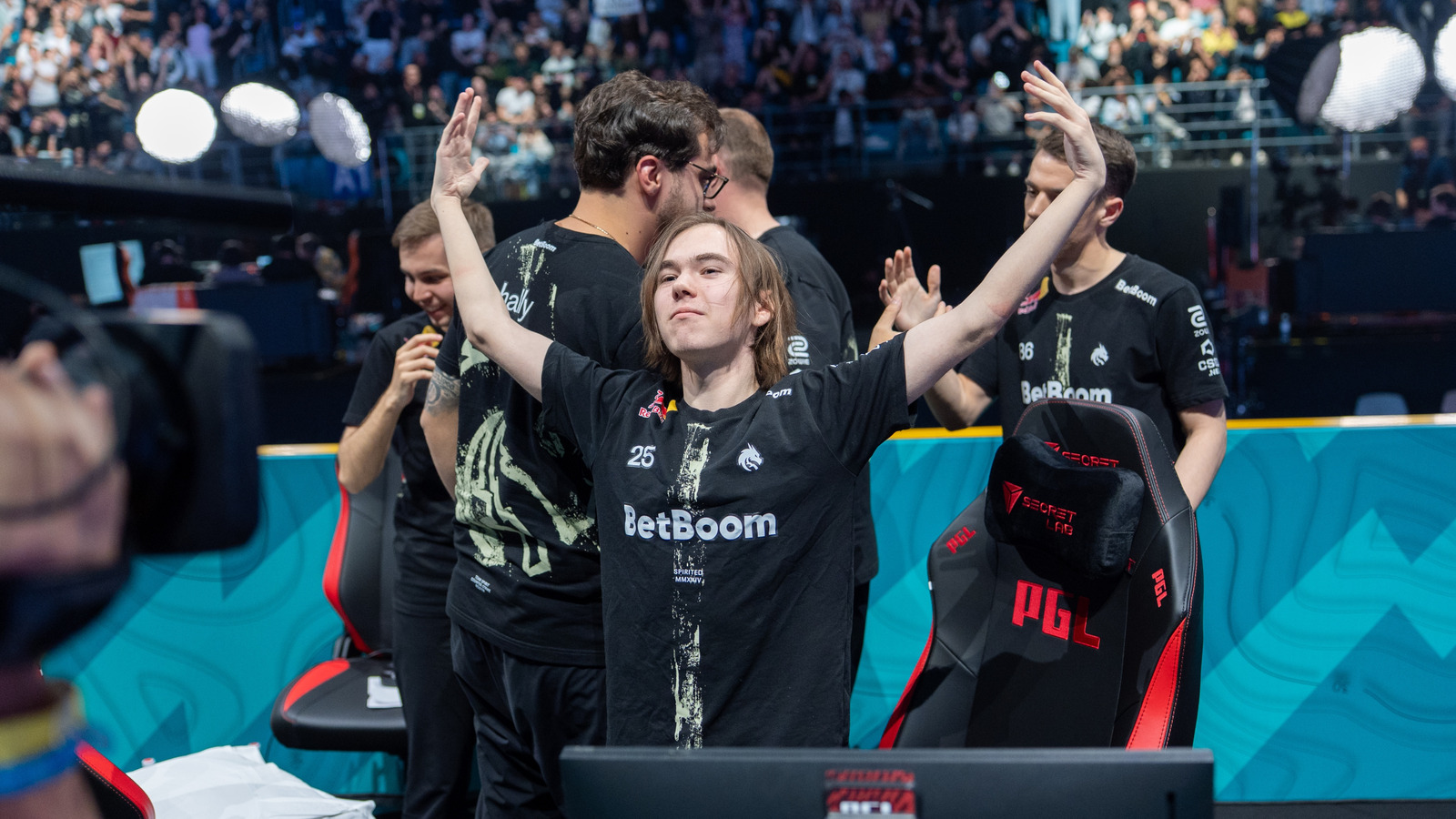 Donk о конфликте со stavn и jabbi: «Для меня это месть за друга ...