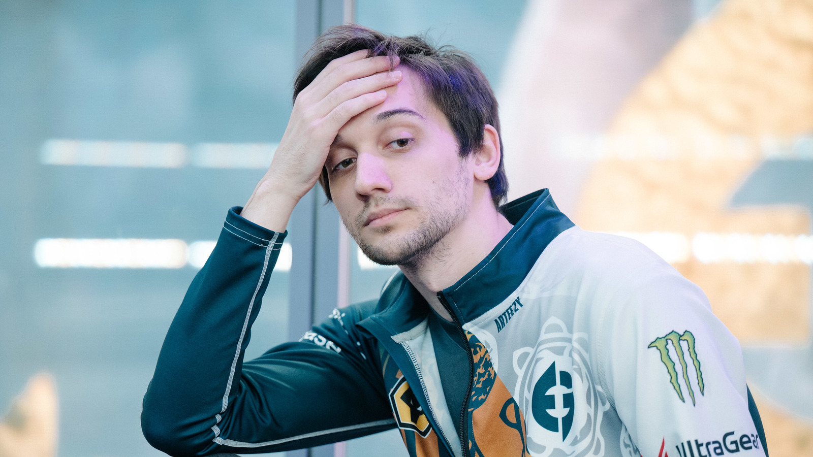 Arteezy will join Dendi in League of Legends if he fails to reach top ...