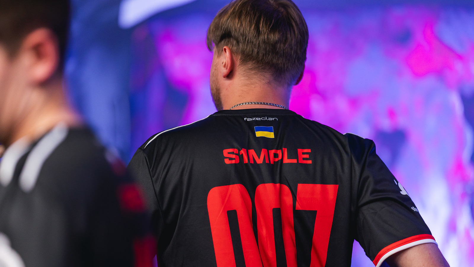 B1ad3 оценил шансы s1mple на возвращение в NAVI — Escorenews