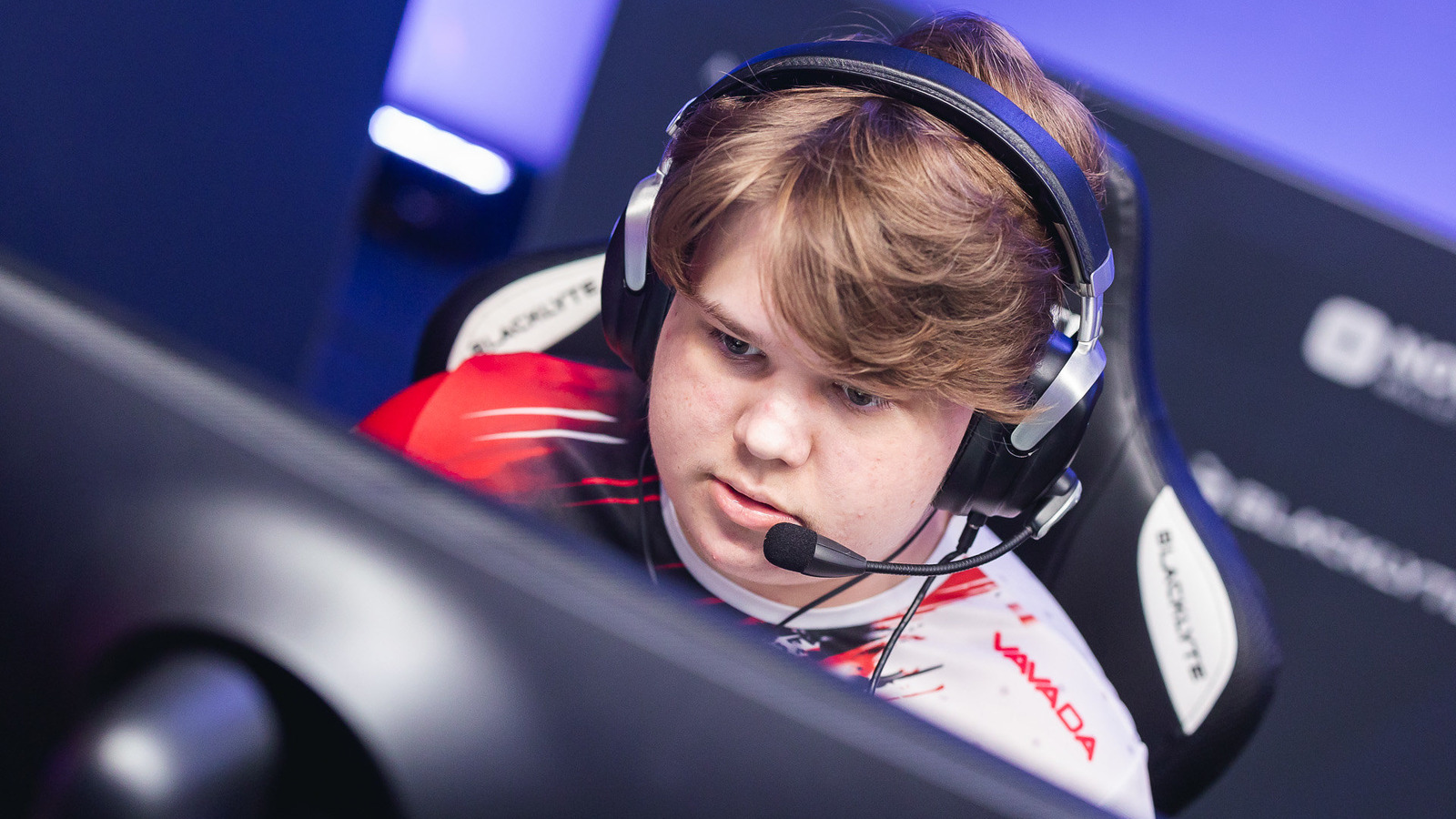 Слухи: Zweih перешёл в Spirit как свободный агент — Escorenews