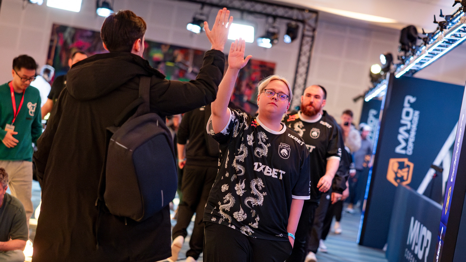 Donk to kyousuke: "If you're going to suck, invite magixx and you will start winning" — Escorenews