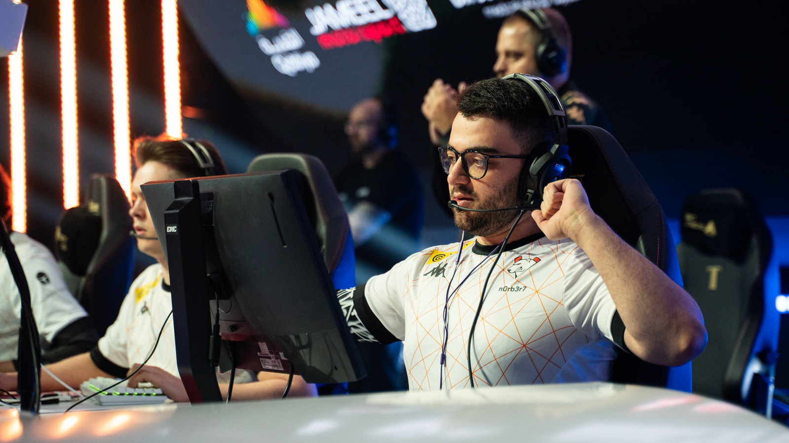 FL4MUS, n0rb3r7 и Ax1le сыграют вместе на квалификациях к LanDaLan #3 — Escorenews