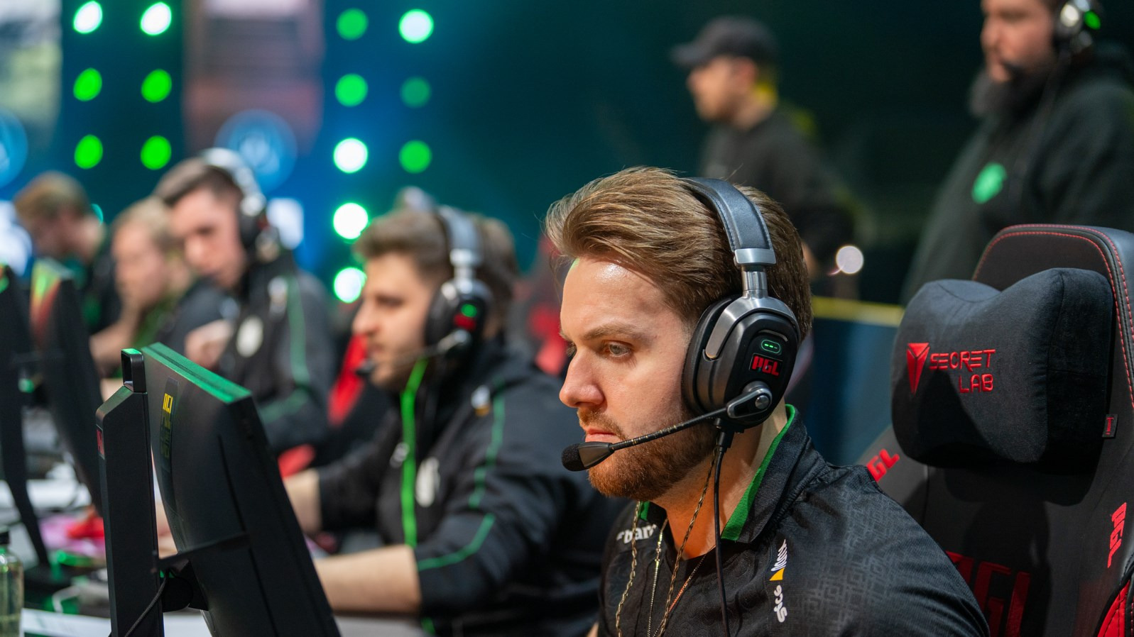 NiKo: «M0NESY — одна из главных причин, почему kyousuke перешёл в Falcons» — Escorenews