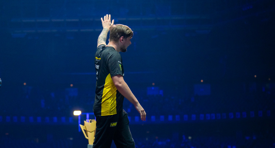 «Везде одни и те же бомжи». S1mple описал тир-3 сцену CS — Escorenews