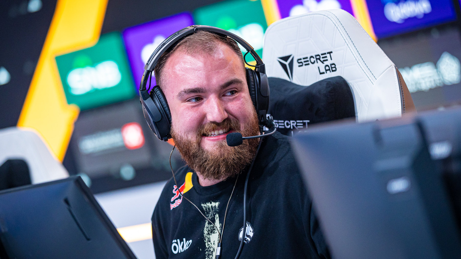 «Немного тяжело». Рейс Team Spirit на EPL S22 задержали на два часа — Escorenews