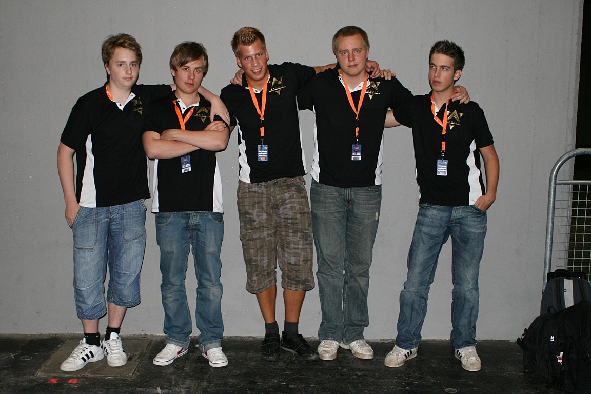 GeT_RiGhT завершил профессиональную карьеру. Он — первая настоящая ...