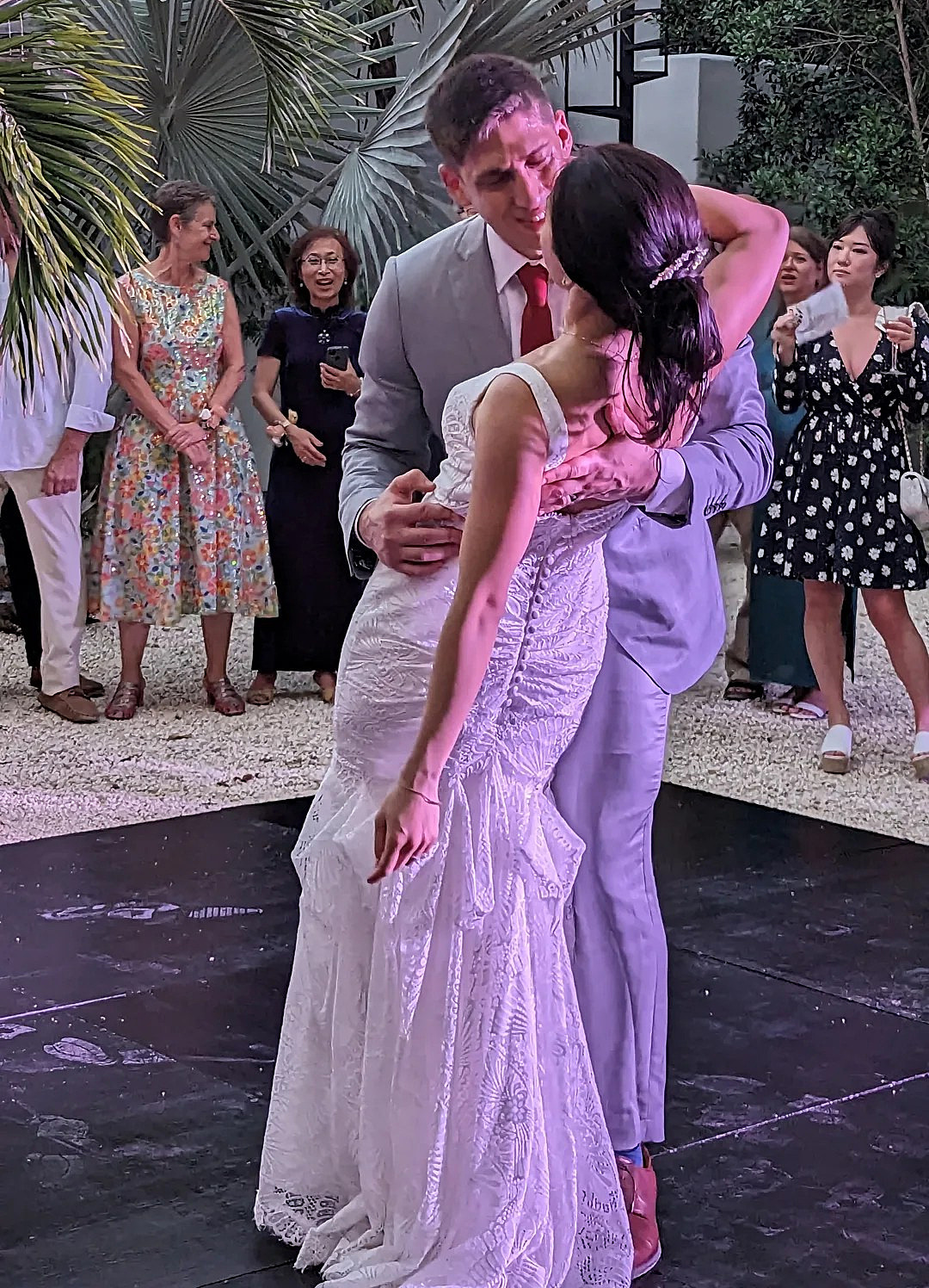 Fly marries OG co-founder Evany Chang — Escorenews