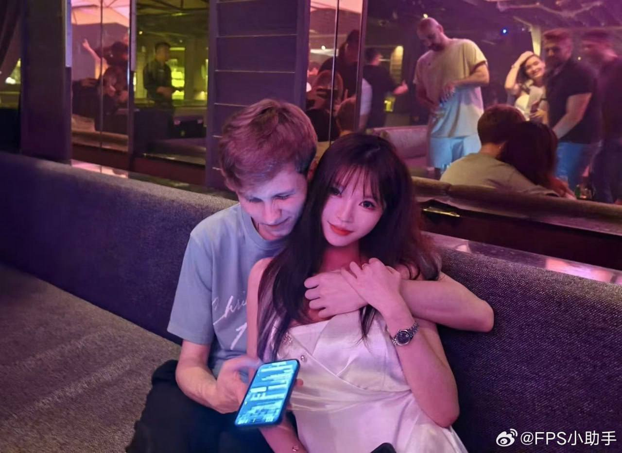 Девушка Монеси — Лина Turboxgirl. С кем встречается m0NESY, была ли измена, фото — Escorenews