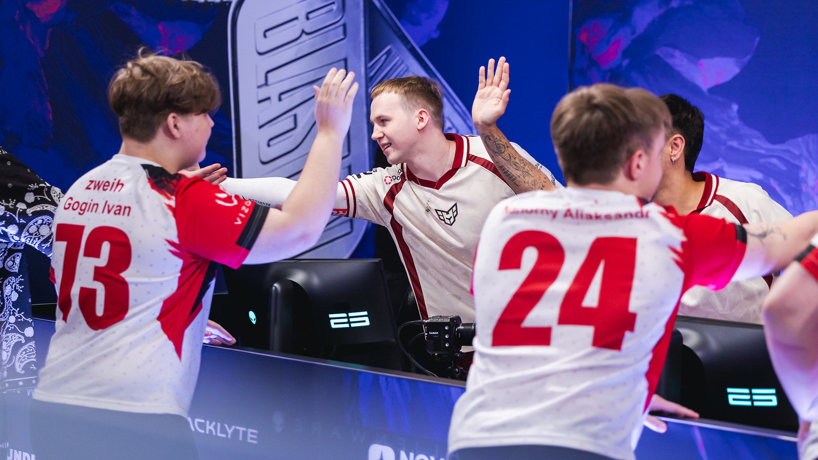 Владелец Nemiga подтвердил переход zweih в Spirit — Escorenews