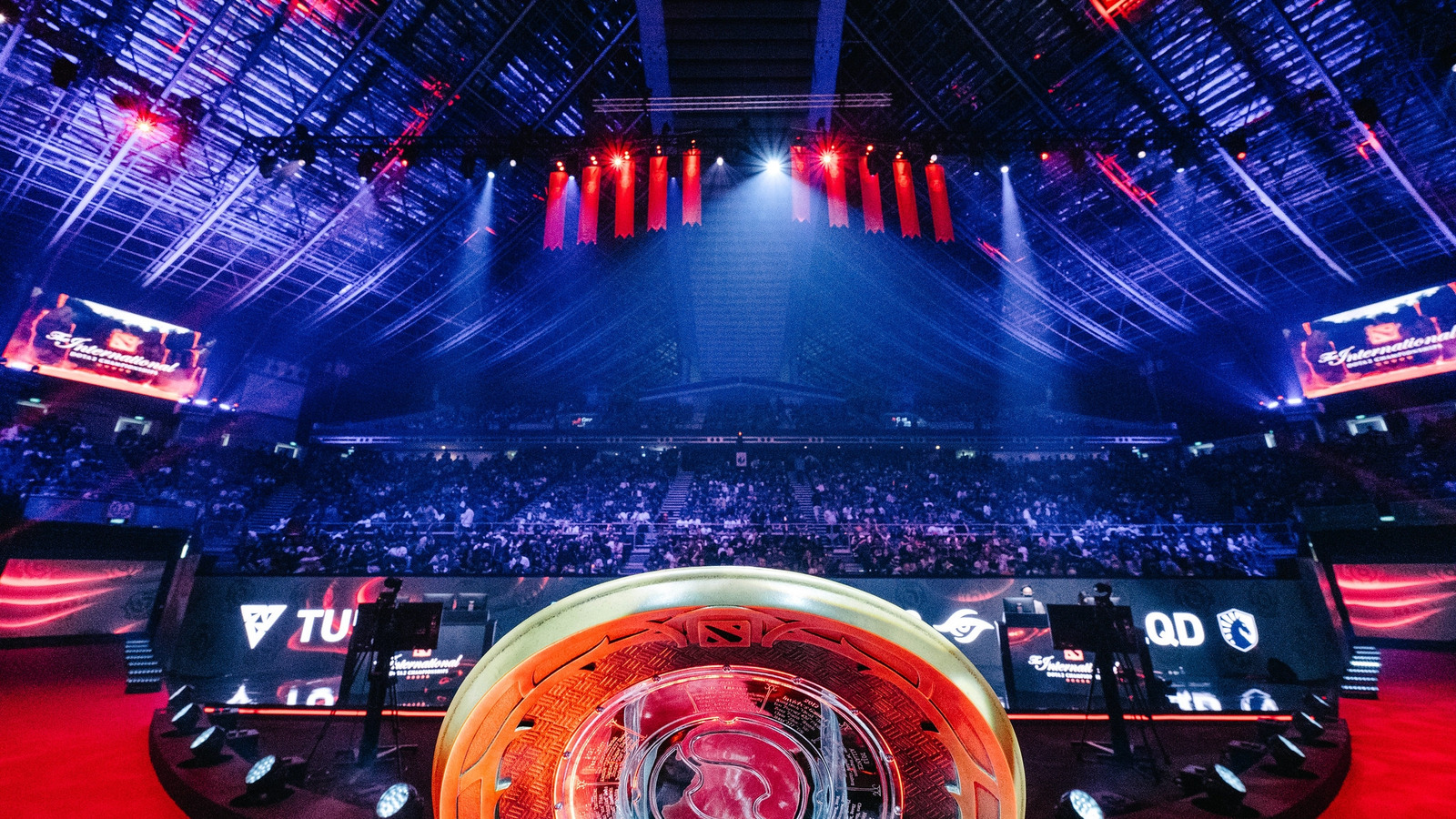 TI14 Battle Pass or Compendium files were changed, teasing possible ...